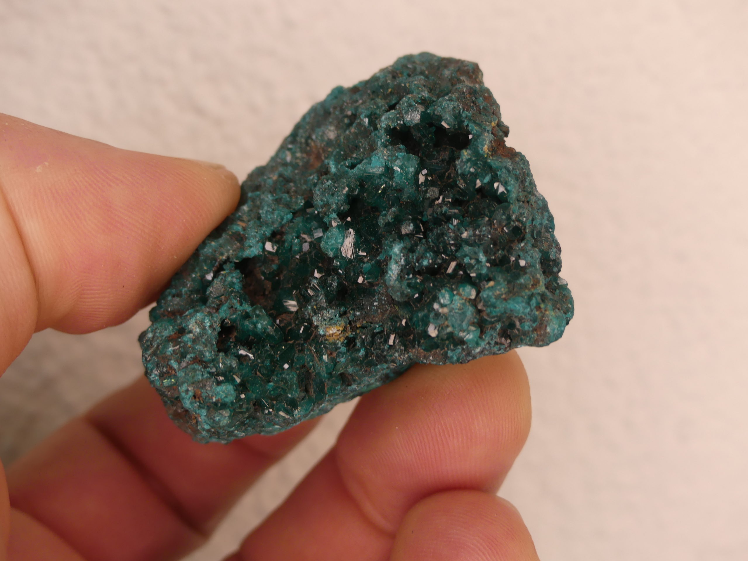 Cristaux de Dioptase brute | Boutique suisse de minéraux du monde ...